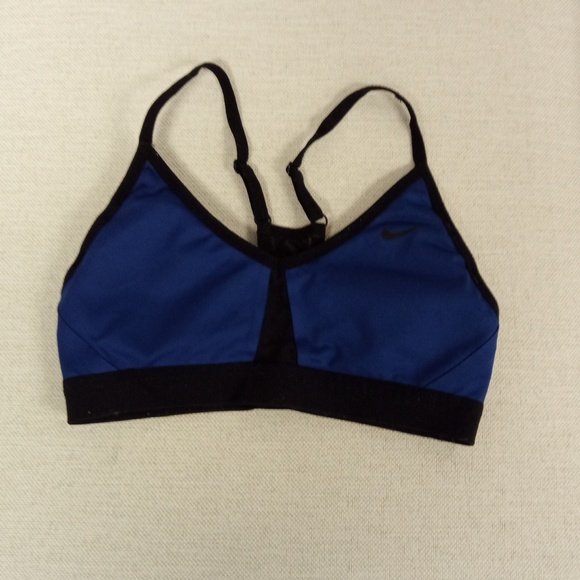 Nike | Intimates & Sleepwear | Bundle Of 4 Womens Sports Bras Sz S Nike ...